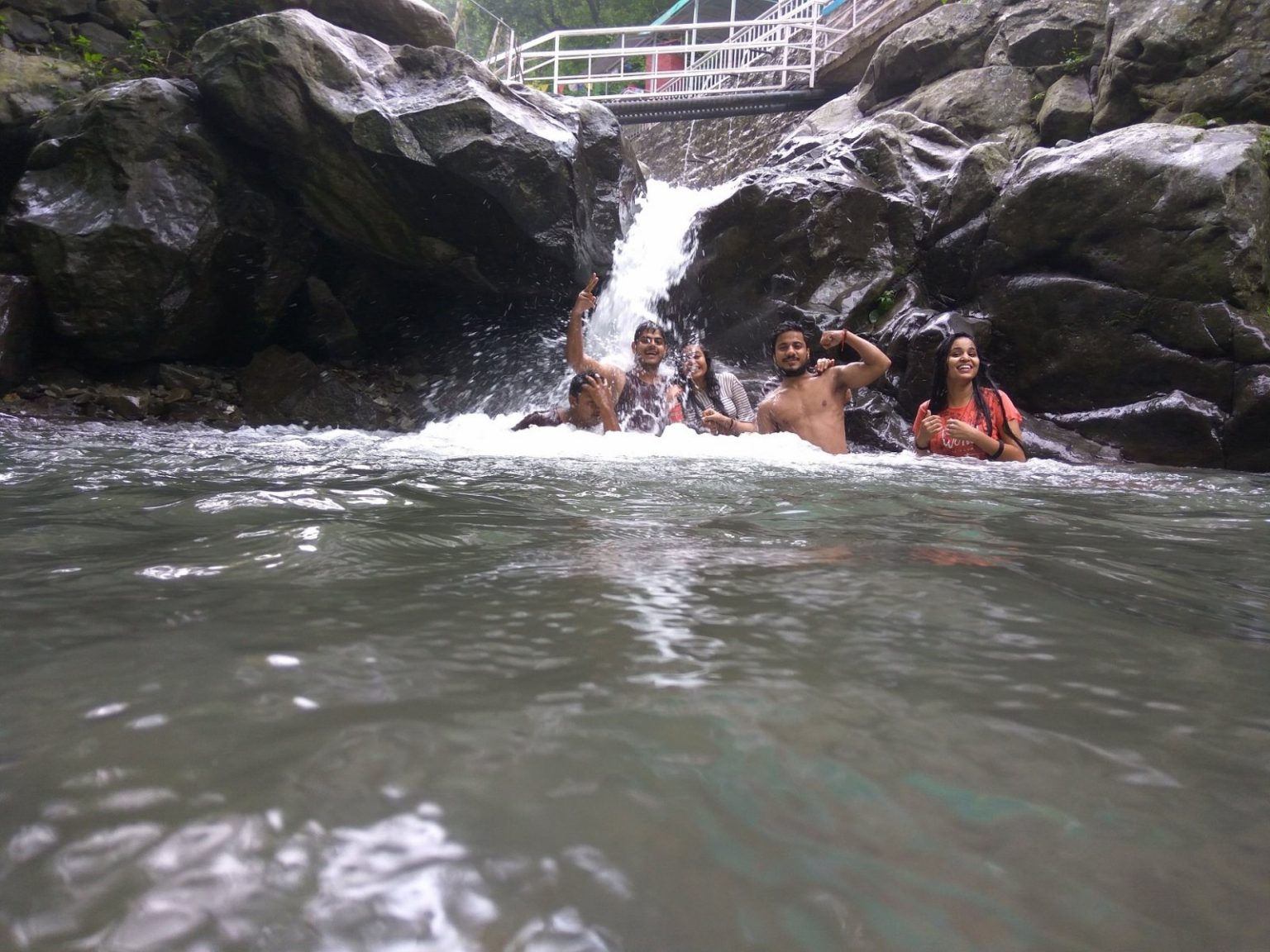 Waterfall Jangeshu - Waterfall Kasauli - Waterfall - Paradise Valley