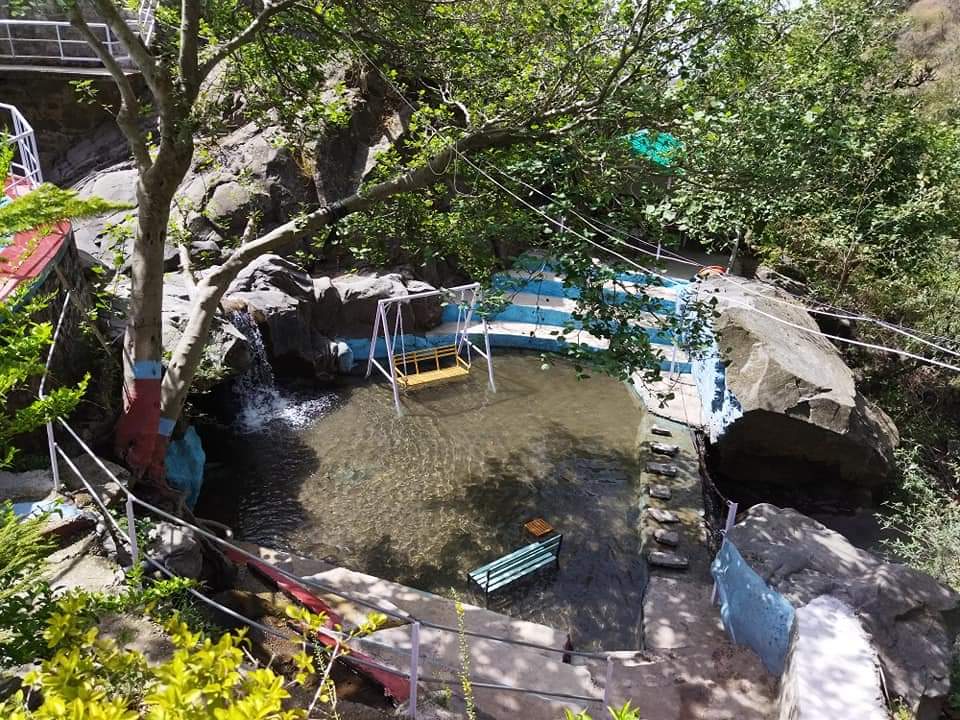 Waterfall Jangeshu - Waterfall Kasauli - Waterfall - Paradise Valley